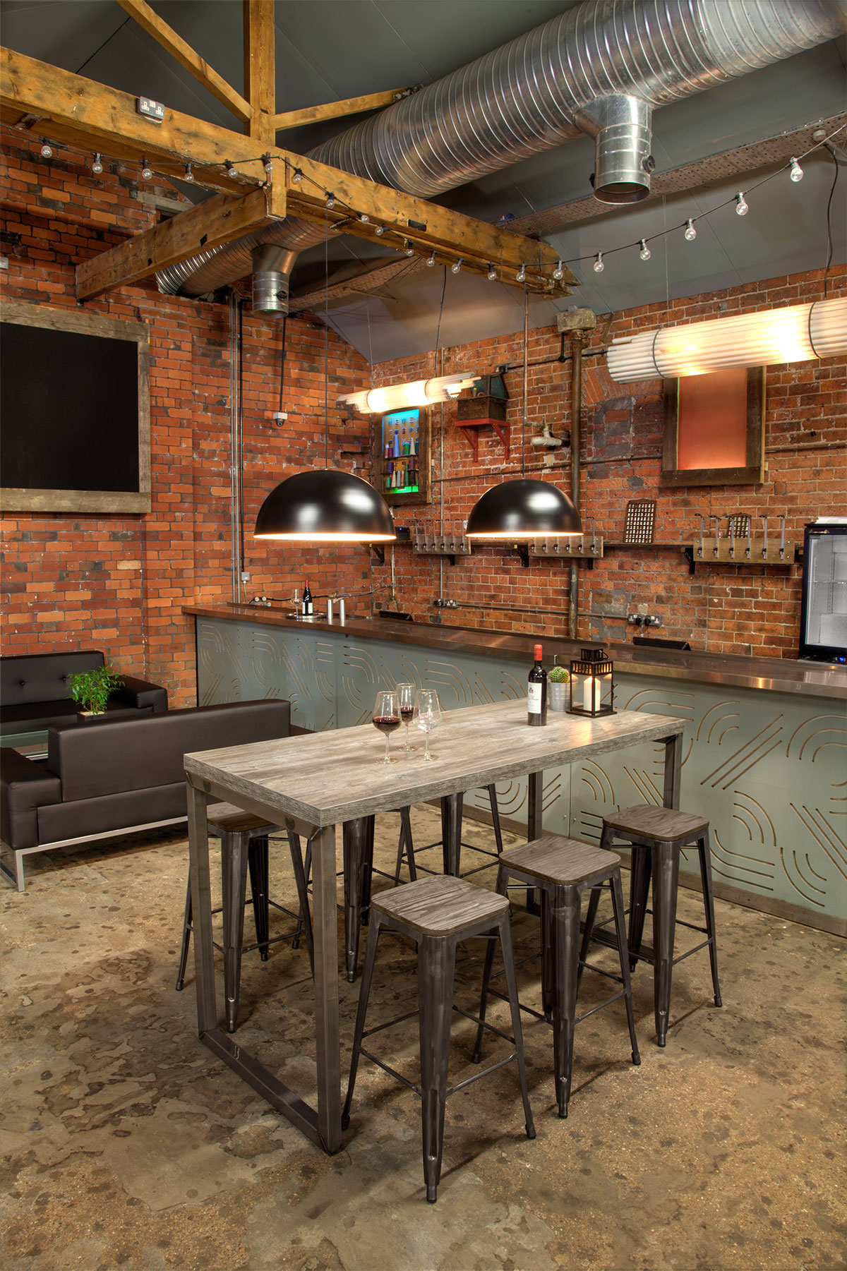 Ferro Industrial Style Office Furniture Resources : Flexiform