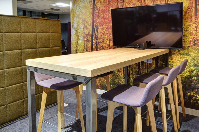 Ferro Desk Benches - Ferro Industrial Office Desking : Flexiform