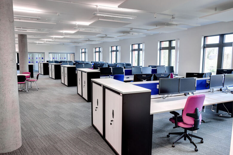 South Northants - Fit Out & Office Furniture Installation : Flexiform