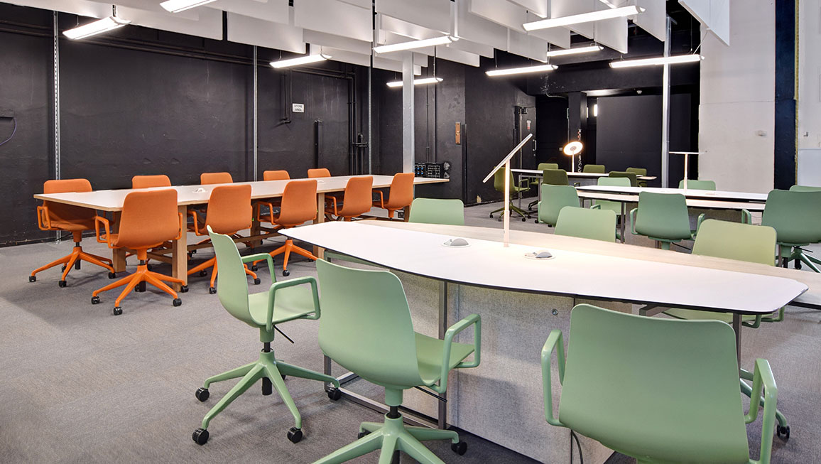 Office Meeting Table, Work Tables & Boardroom Tables : Flexiform