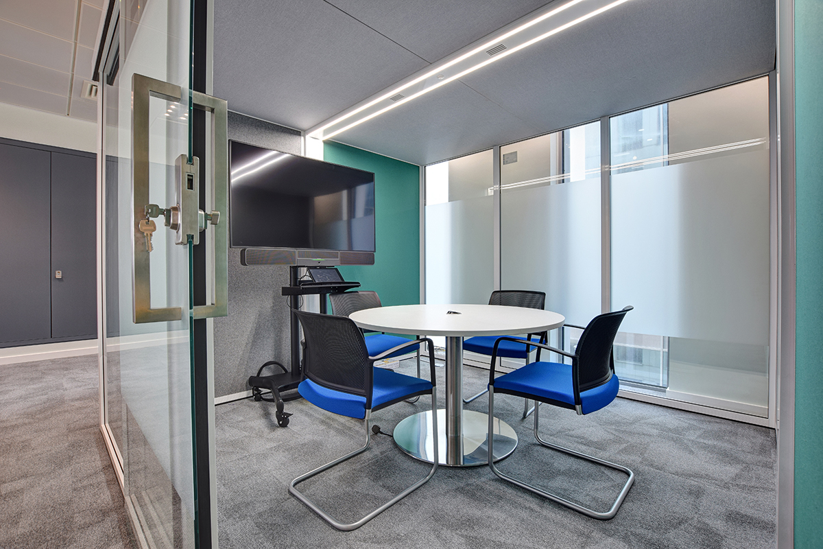 Government Agency Office Furniture Install : Flexiform