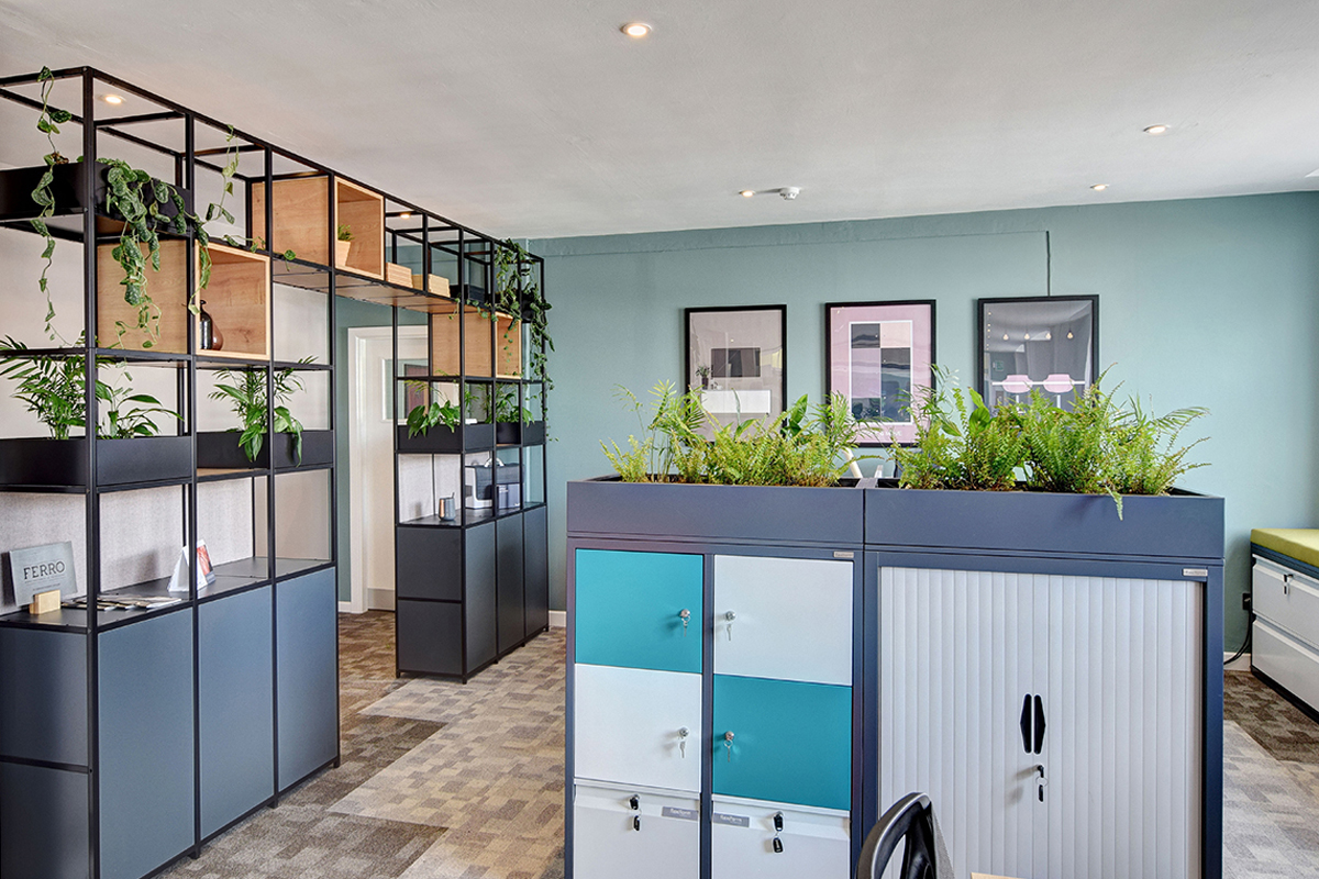 UK Wide Office Furniture Showrooms : Flexiform
