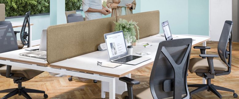 Aero Desk Privacy Screens - Flexiform : Flexiform