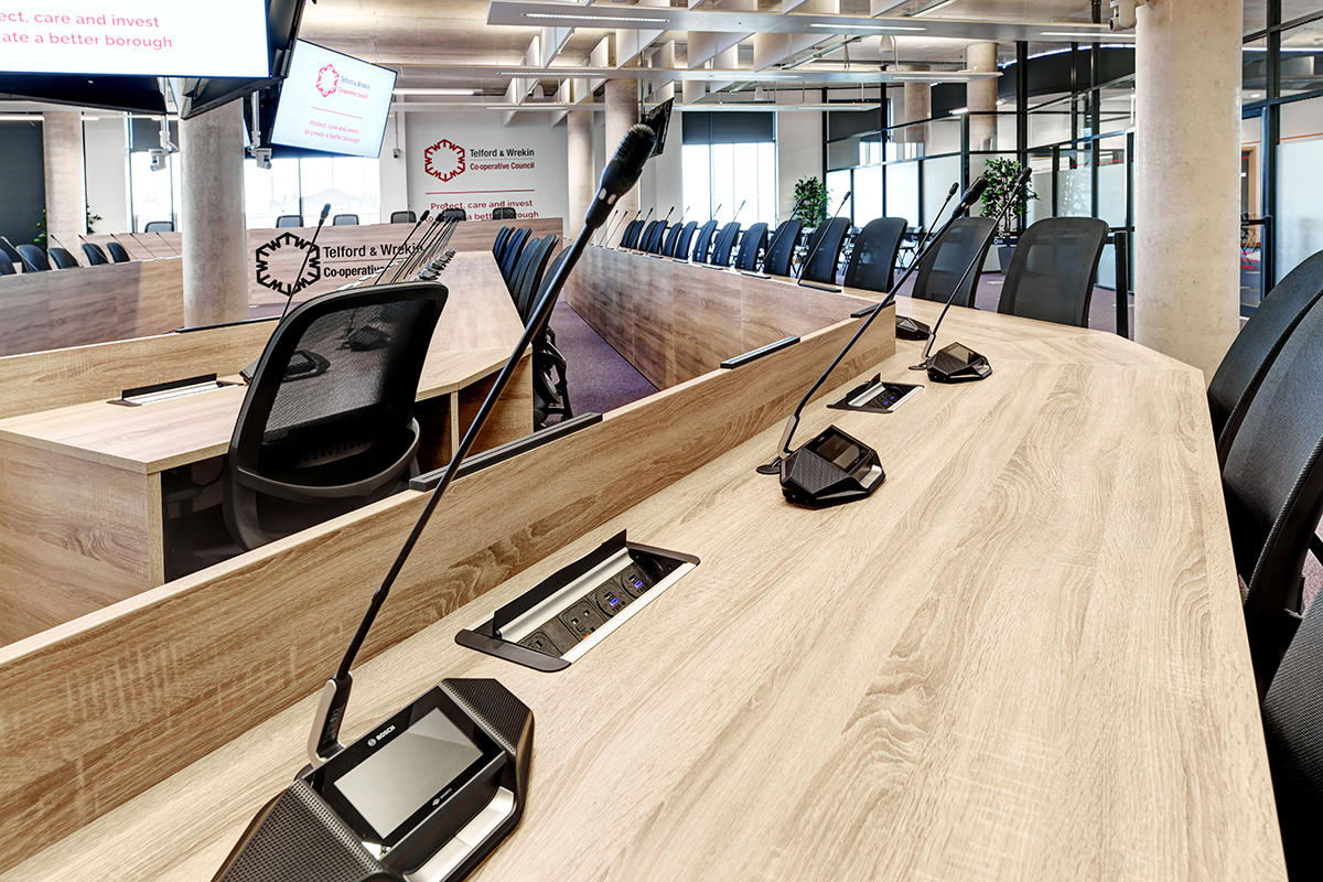 Telford & Wrekin Council Chamber Install : Flexiform